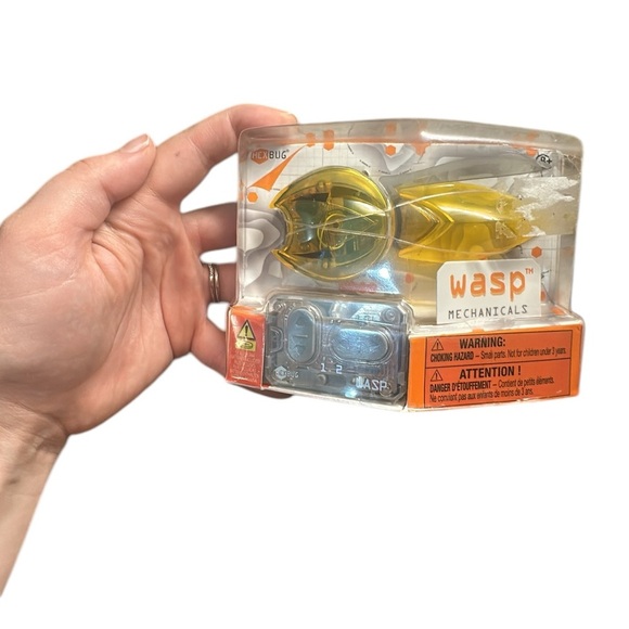 Hexbug | Toys | Hexbug Micro Robotic Creatures Wasp Mechanicals Yellow ...